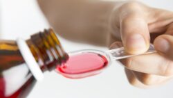 Tragedi India: 14 Anak Meninggal Usai Minum Obat Batuk, Dipicu Gagal ...